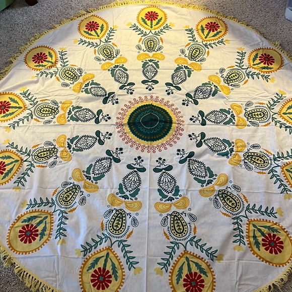 Gypsy 05 | Bath | Gypsy 5 Boho Paisley Beach Round | Poshmark